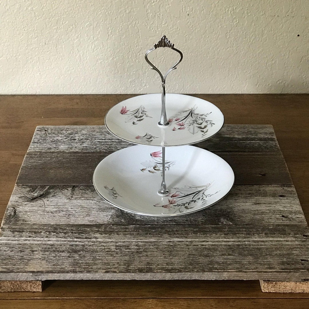 Handmade Two Tiered Tidbit Tray, Bavaria Germany China - Etsy.de