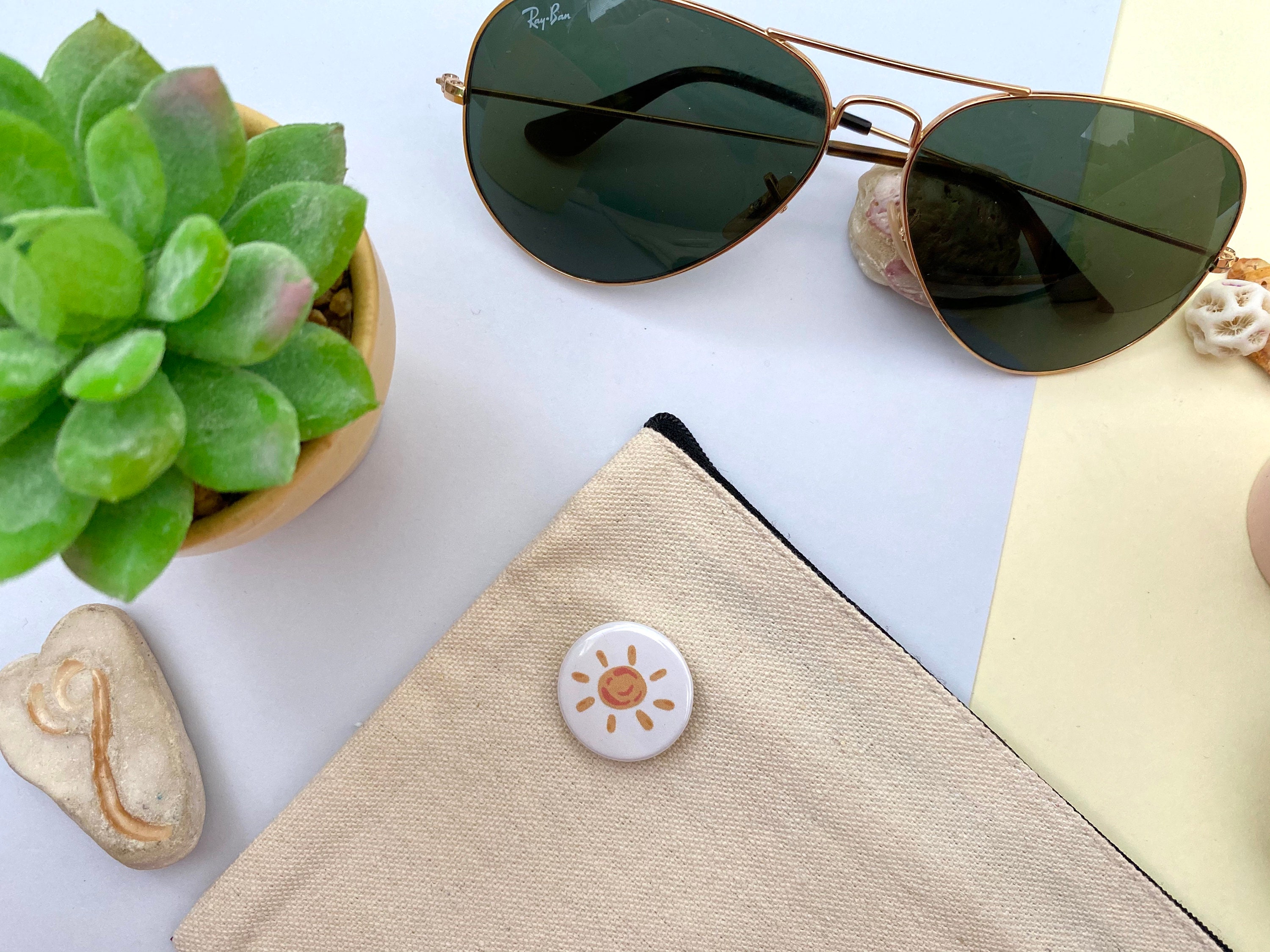 1 Inch Hand Drawn Sun Pin Minimal Summer Sun Decorative Pin - Etsy 日本