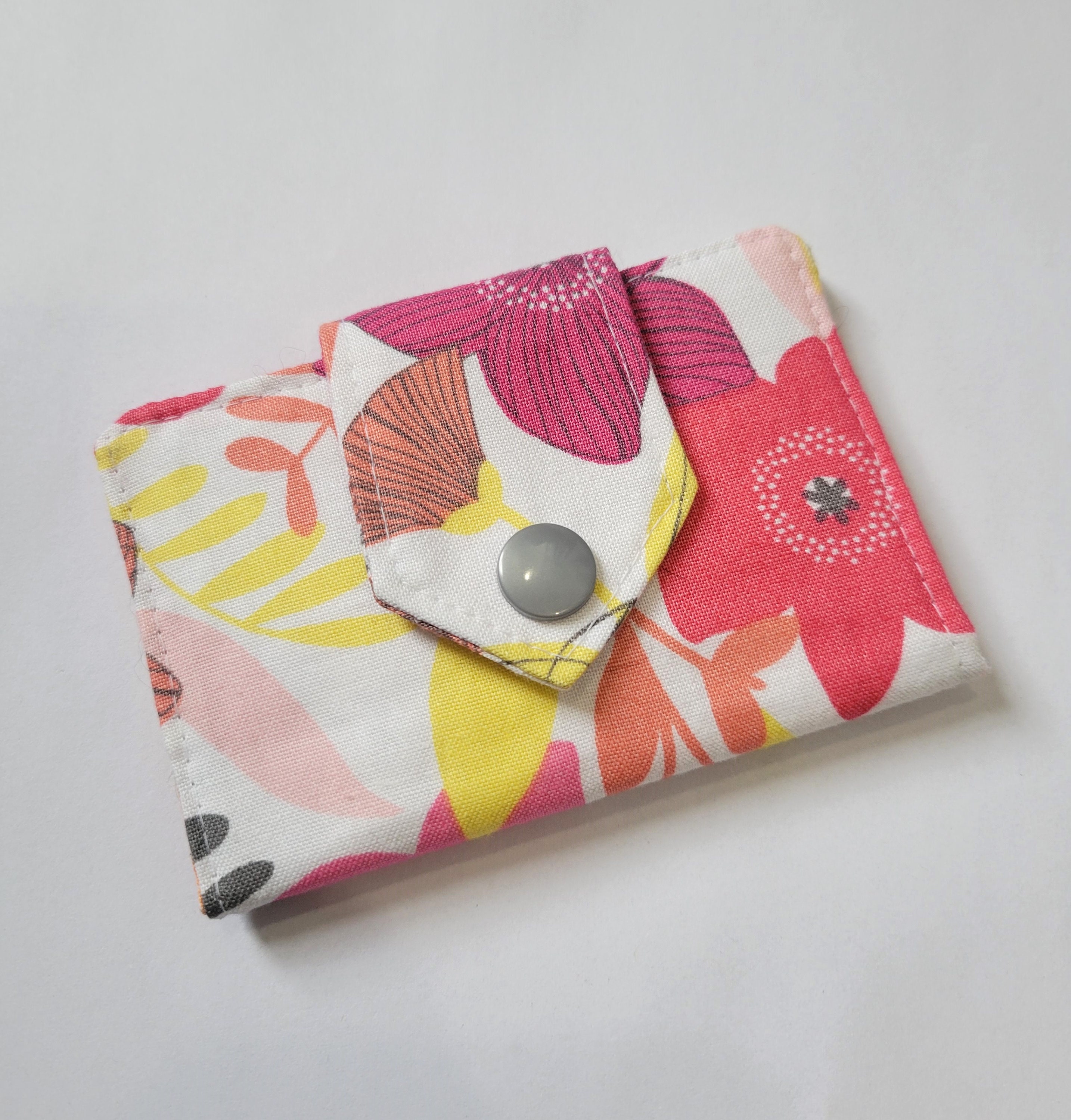 ASSORTED FABRIC Business Card Holder 2 Pocket Card Case With KAM Snap ...