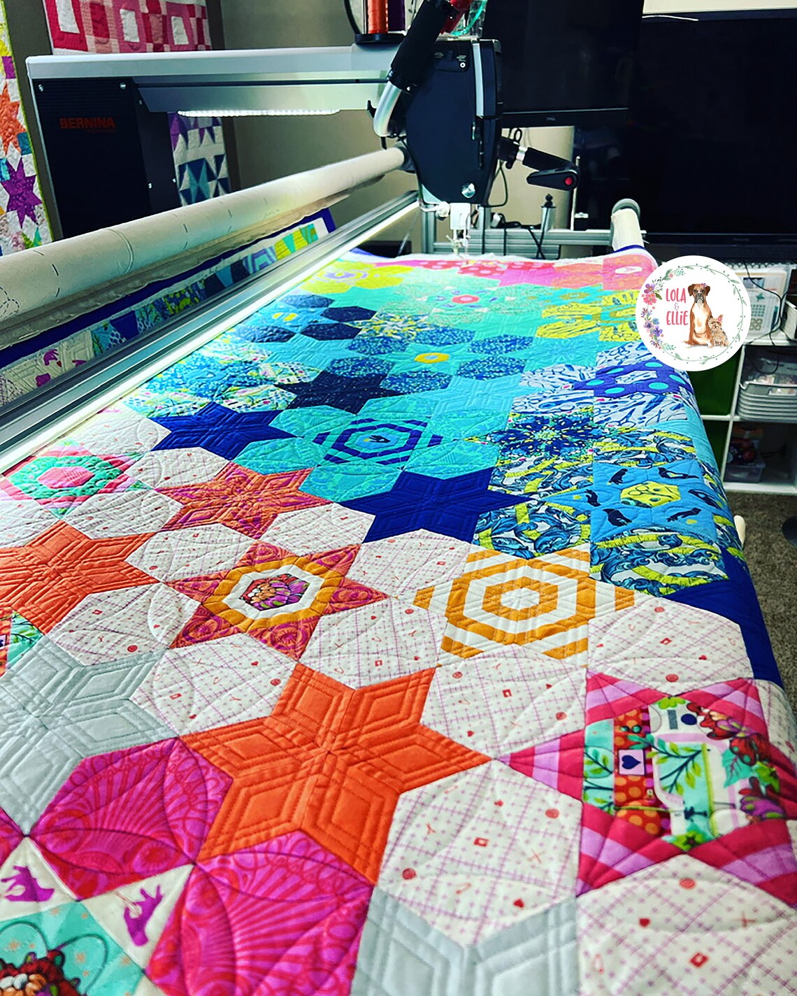 Tula's Bloomers EPP Kit: Complete Paper Piece Quilt With Acrylic ...