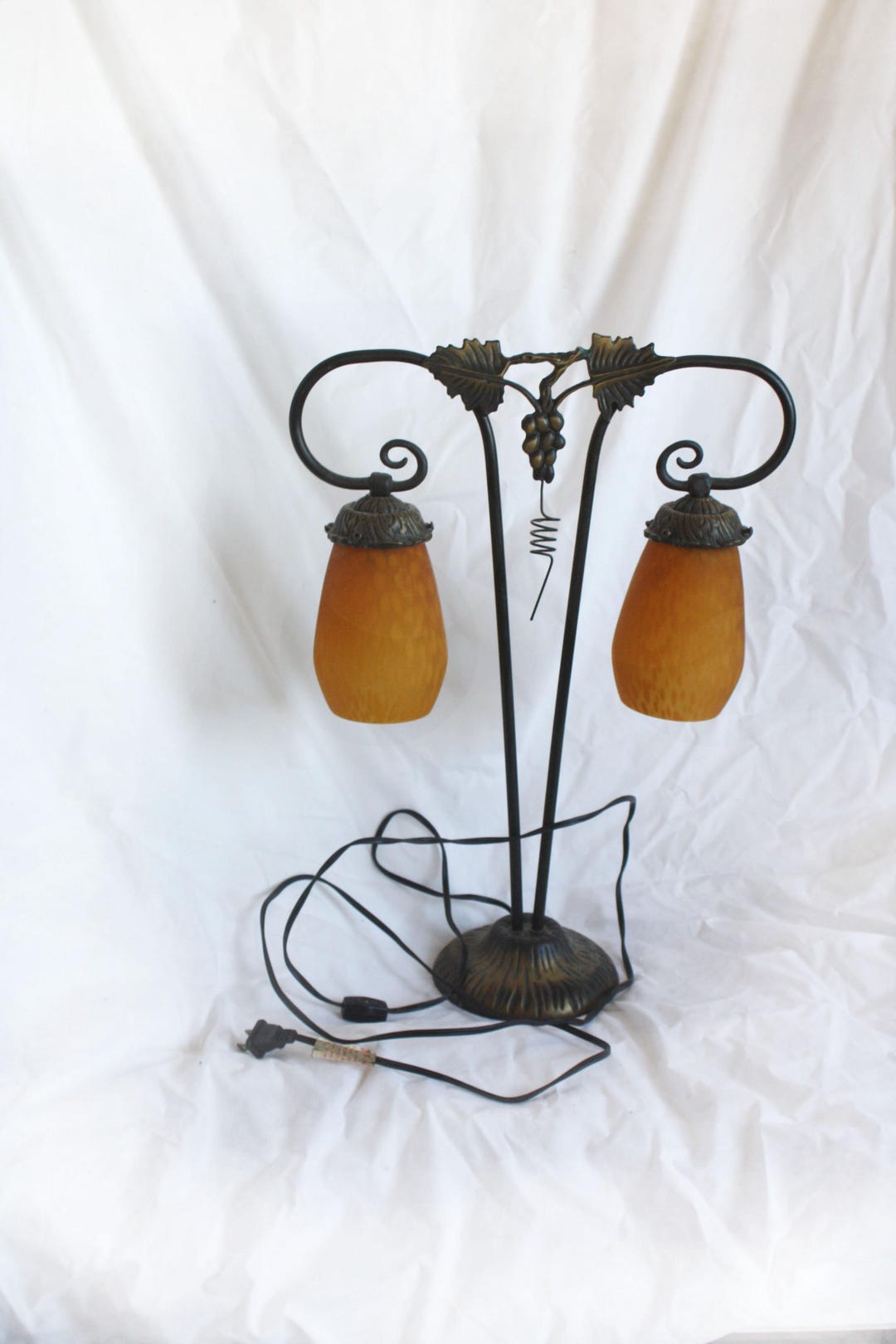 Vintage Art Nouveau Grapevine Table Lamp With 2 Daum Style Matte Glass ...