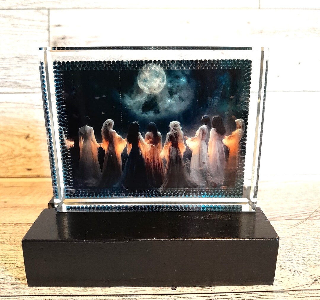 Witch Coven in the Moonlight Glass Art, Circle of Witches With Candle ...