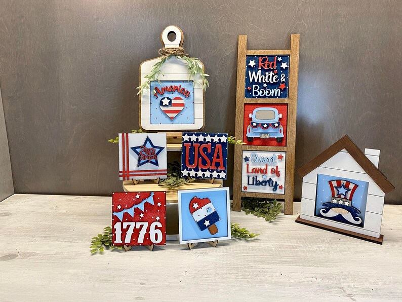 Full Size Fourth of July Leaning Ladder, Interchangeable Sign ...