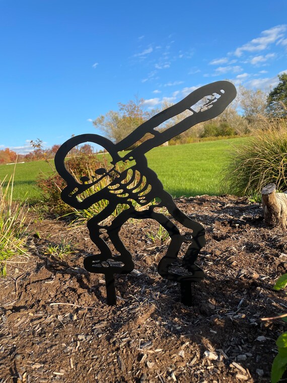 Metal Skeleton Yard Stake Dabbing Skeleton Yard Art Metal - Etsy