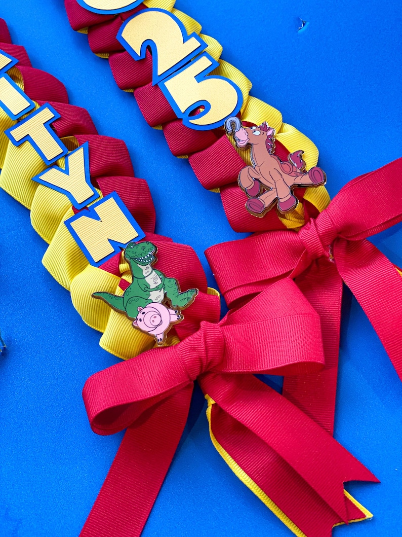 Toy Story Graduation Lei | Kindergarten Graduation Lei | Graduation ...