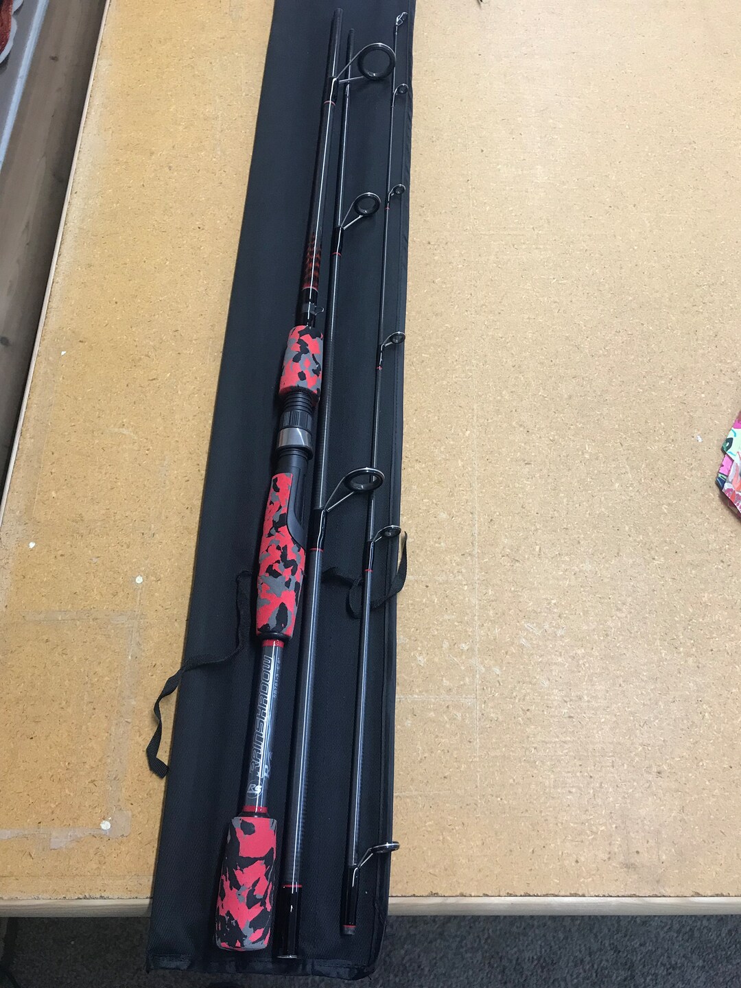 Rainshadow RX6 Red Camo Split Grip Spinning Rod With Feather Inlays ...
