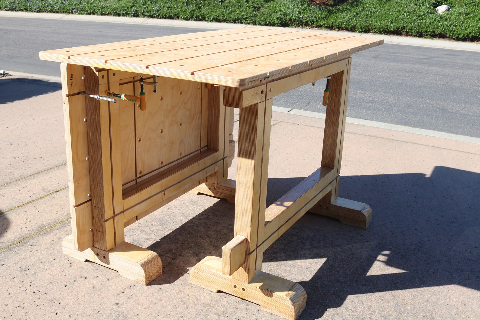 Popup Workbench Plans Based on Sawstallions and Matchfit Dovetail ...