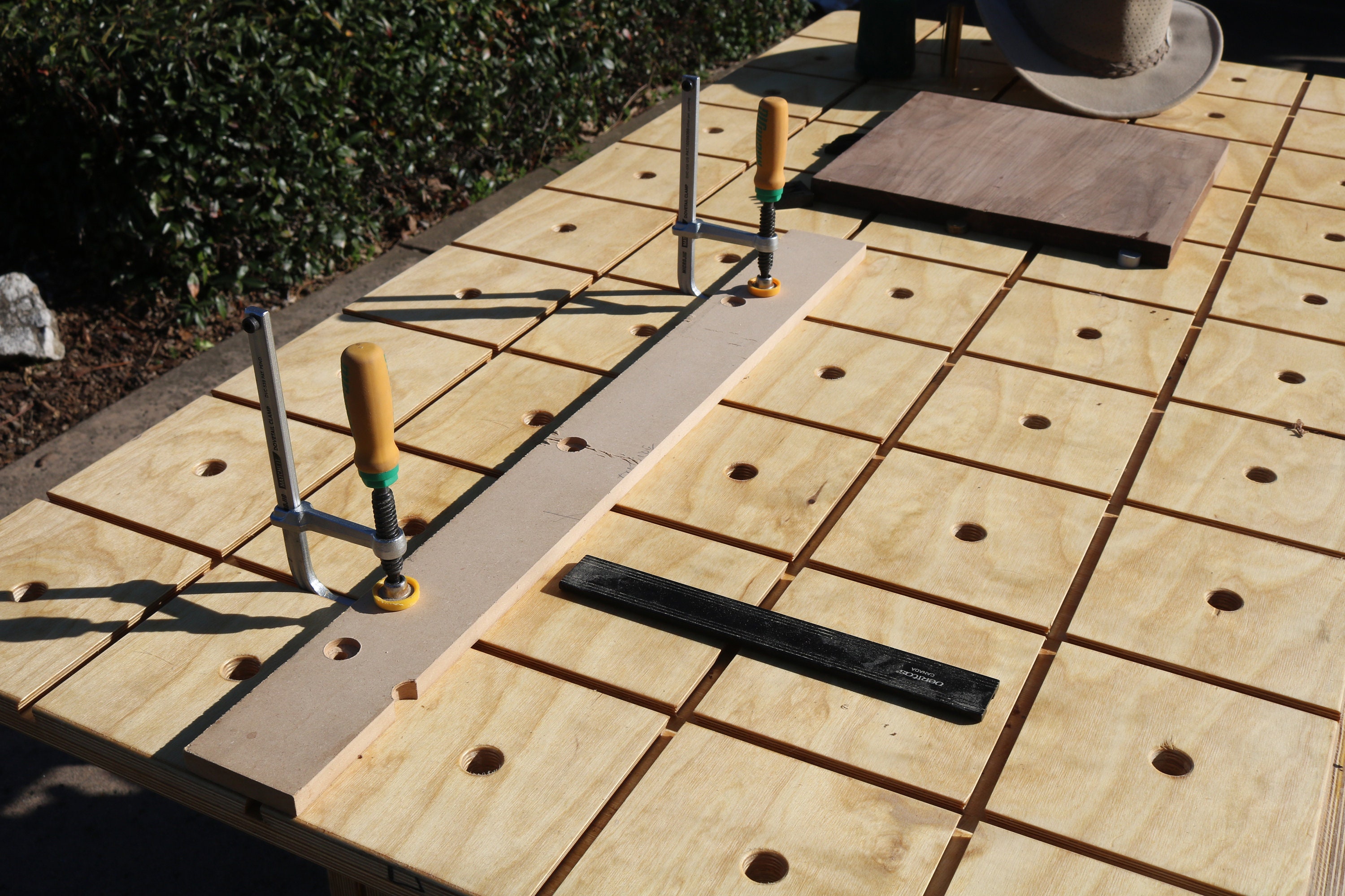 Popup Workbench Plans Based on Sawstallions and Matchfit Dovetail ...