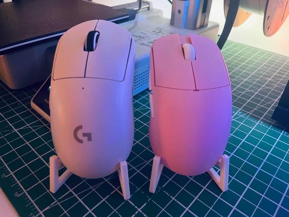 Universal Mouse Stand Display for All - Gaming Setup Gift - Etsy