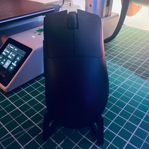 Universal Mouse Stand Display for All - Gaming Setup Gift - Etsy