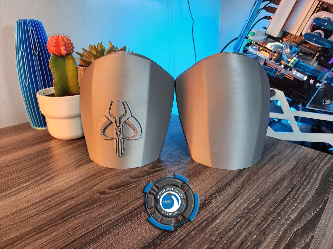 Bo Katan Shoulder Armor the Mandalorian Season 3 With Mythosaur Symbol ...