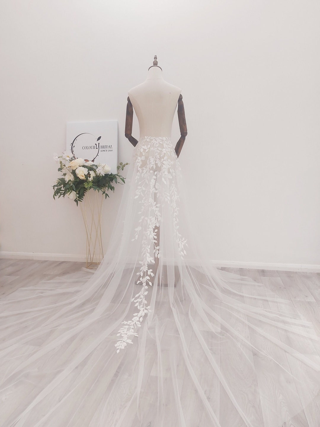 Detachable Train With Leaflike Lace, 1 Layer Removable Train With Lace ...