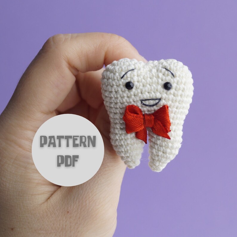 Tooth crochet pattern crochet brooch | Etsy