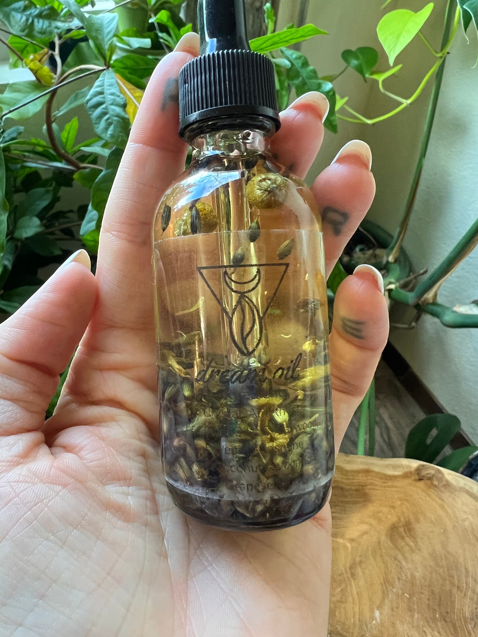 Dream Essential Oil Crystal Infused Body and Massage Oil - Jasmine ...