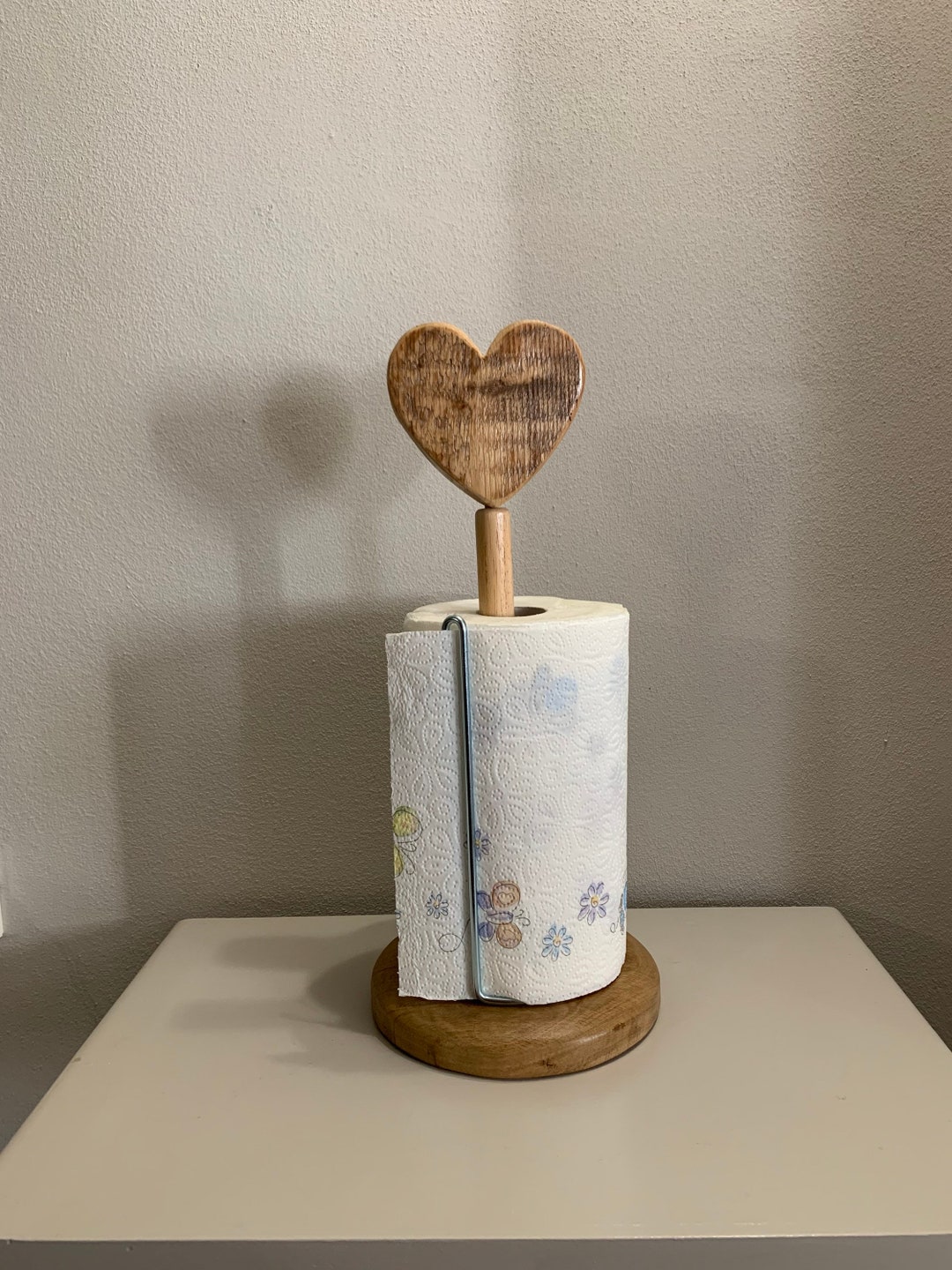 Wooden heart Kitchen Roll Holder, Valentine's Day Gift - Etsy