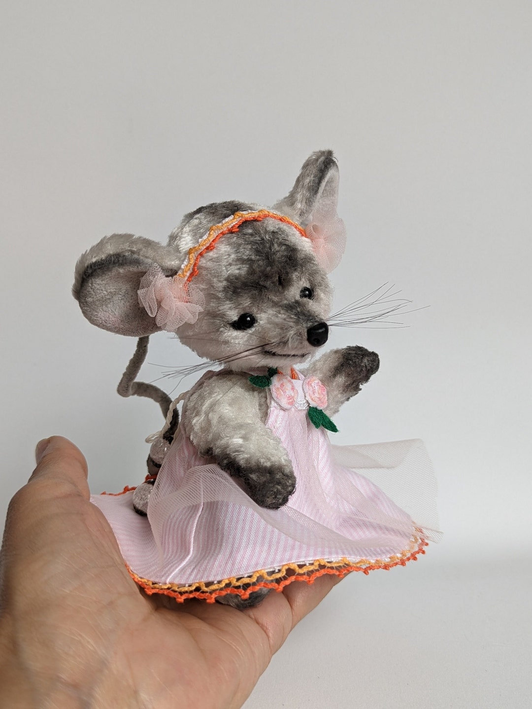 Rosie the Mouse in a Dress With Movable Paws - Etsy