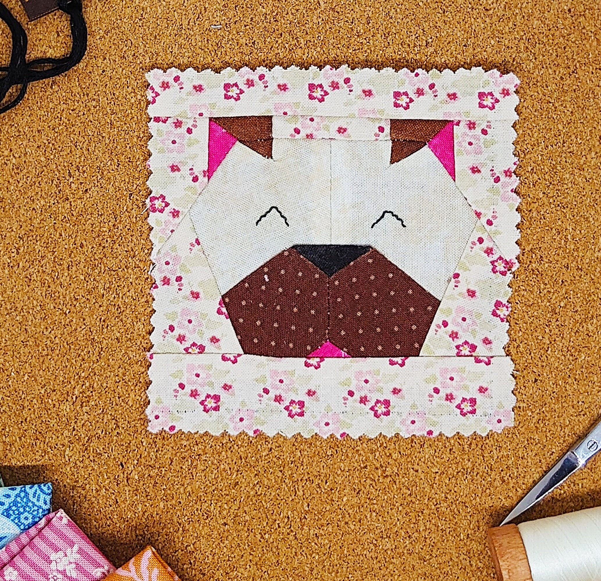 Smiling Bulldog Dog Quilt Block Pattern Baby Quilt Block - Etsy