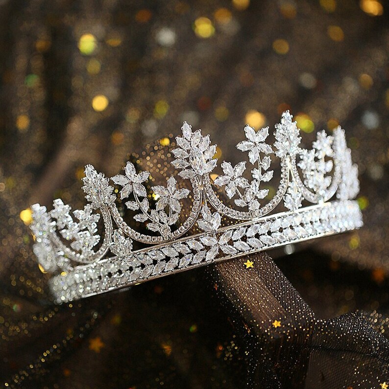 Bridal Silver Tiara ISLA Wedding Tiara Wedding Headpiece - Etsy