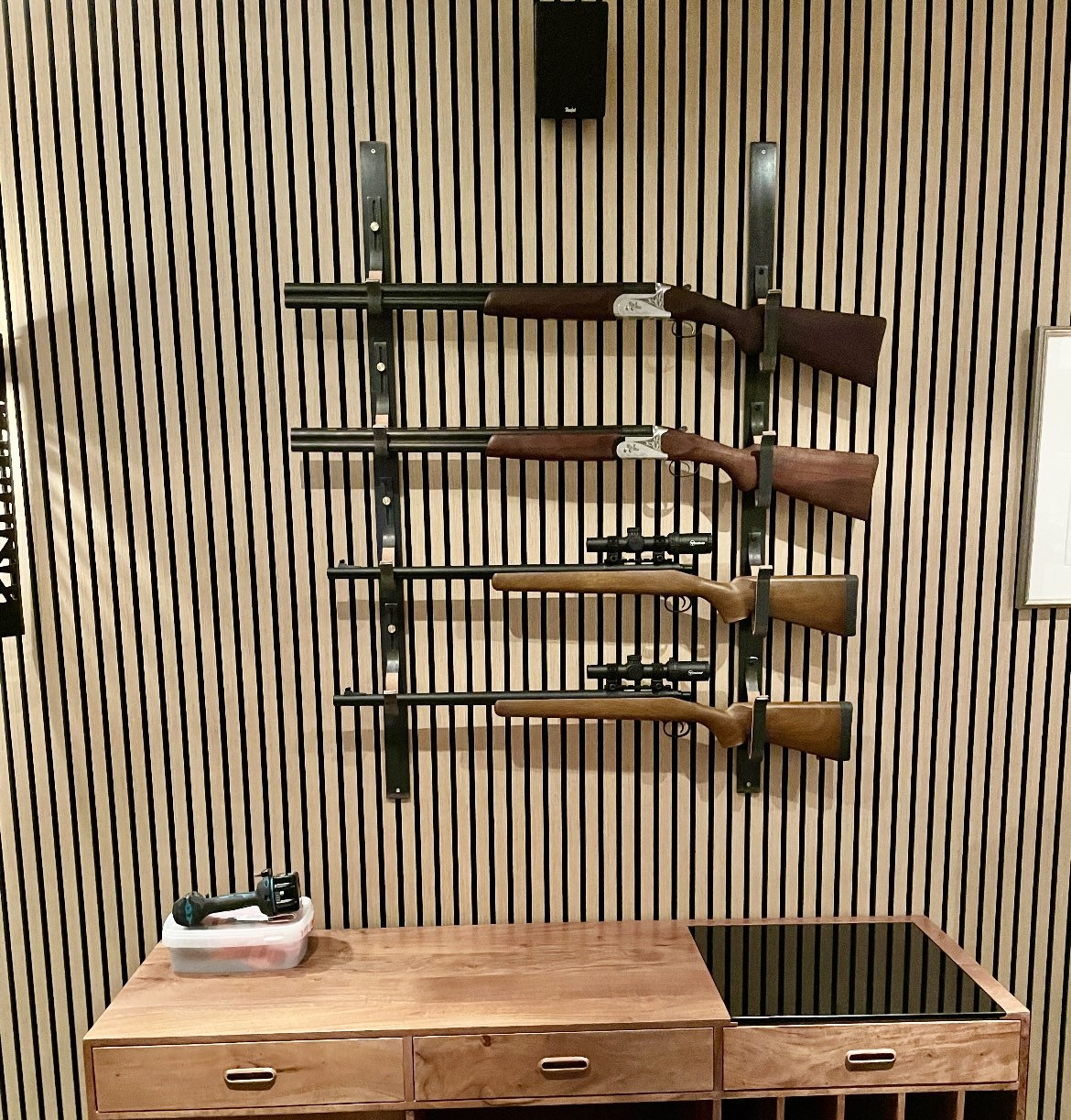 Custom Gun Rack Wall Mounted Rifle Holders Shotgun Storage - Etsy Canada