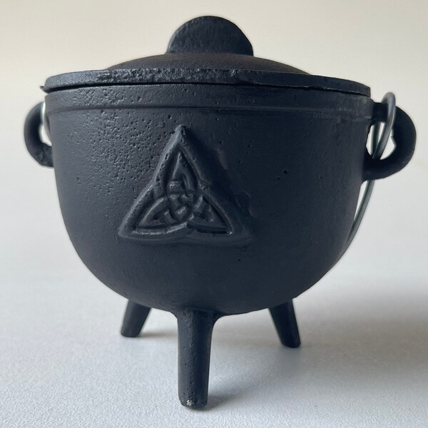 Large Cast Iron Cauldron - Etsy