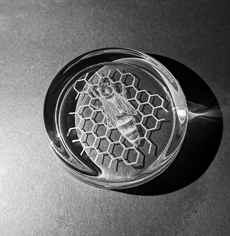 Queen Bee - Bee Paperweight - Honeycomb Paperweight - Engraved ...