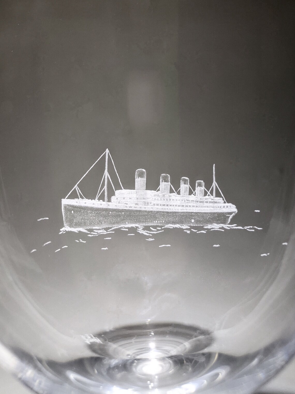 Titanic Wine Glass - the Titanic - Titanic Gifts - Hand Engraved ...