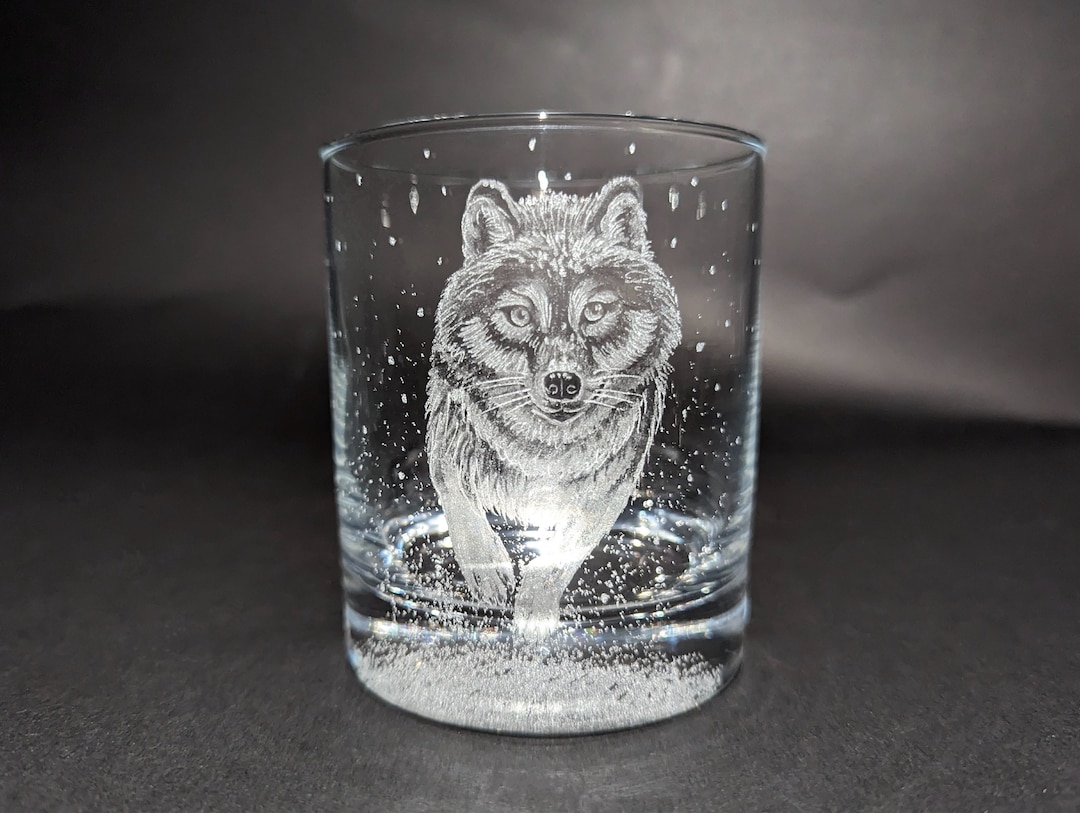 Customised Wolf Glasses - Wolves - Wolf Gift - Hand Engraved Wolves ...