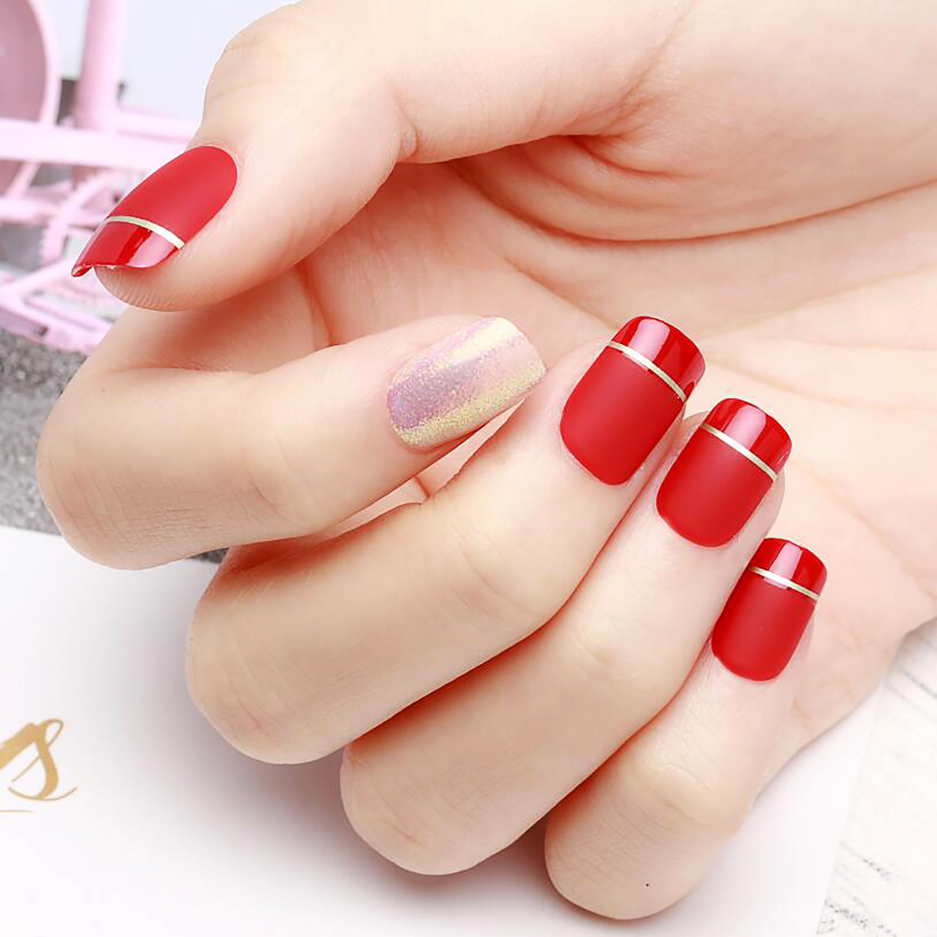 30 Pcs Reusable Press on Nails Short Square | Press on Nails Set With ...