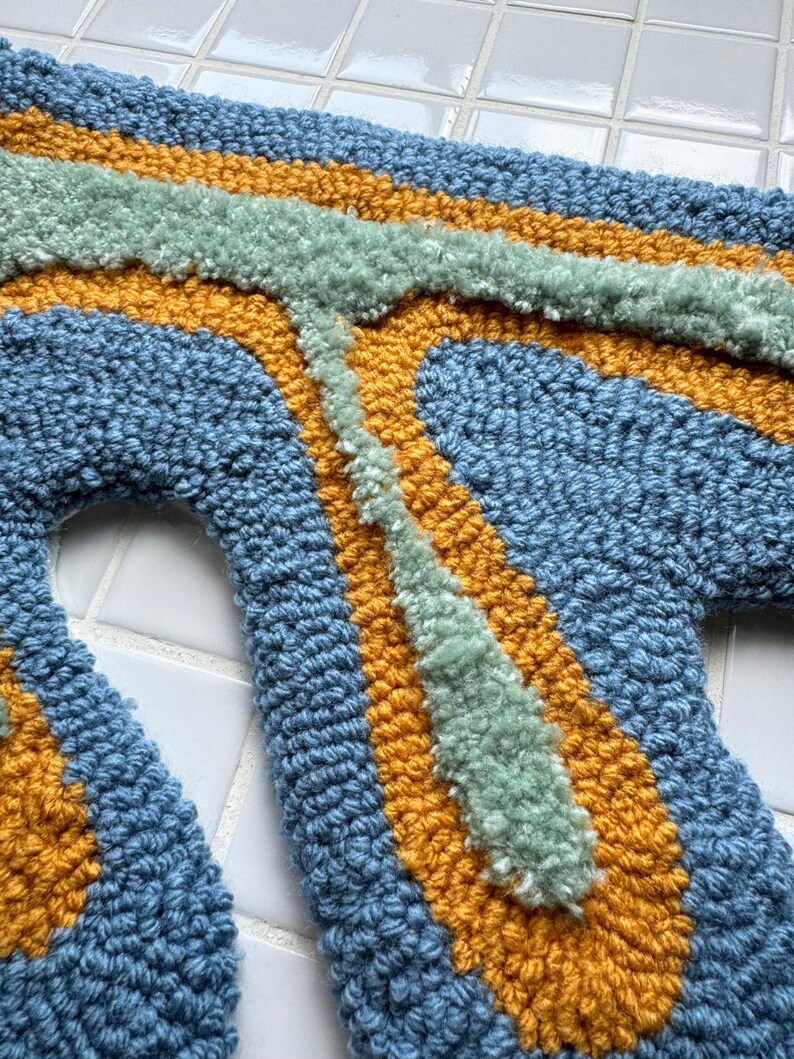 Handmade Tufted Corner Rug Loop Pile and Cut Pile Design - Etsy