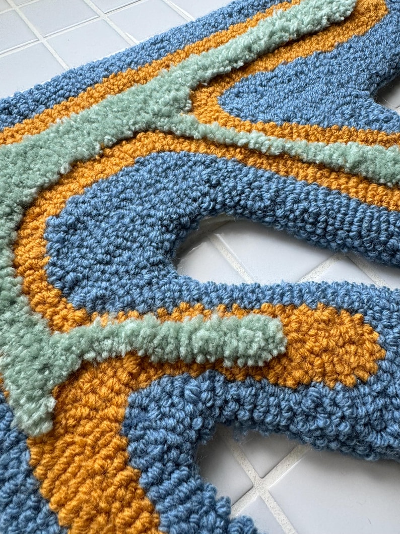 Handmade Tufted Corner Rug Loop Pile and Cut Pile Design - Etsy