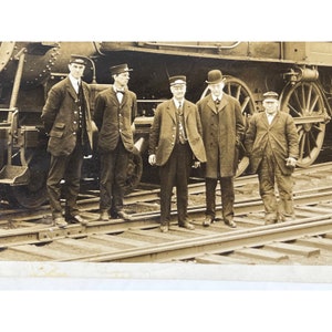 Antique 1917 Train Locomotive Photo W Crew 8” X 10” Sepia Photograph PS ...