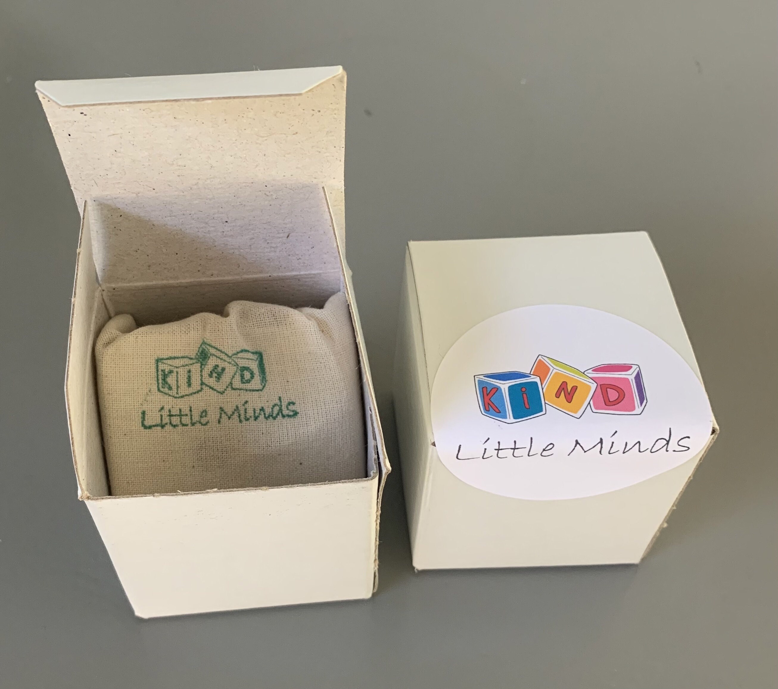 Emotions Memory Match Game in Portuguese & English - Etsy