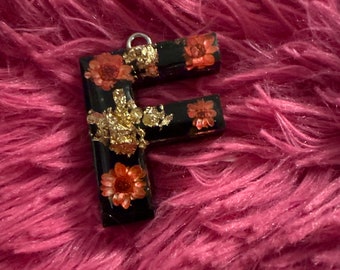 Black and Gold Personalized Resin Letter Keychain - Etsy
