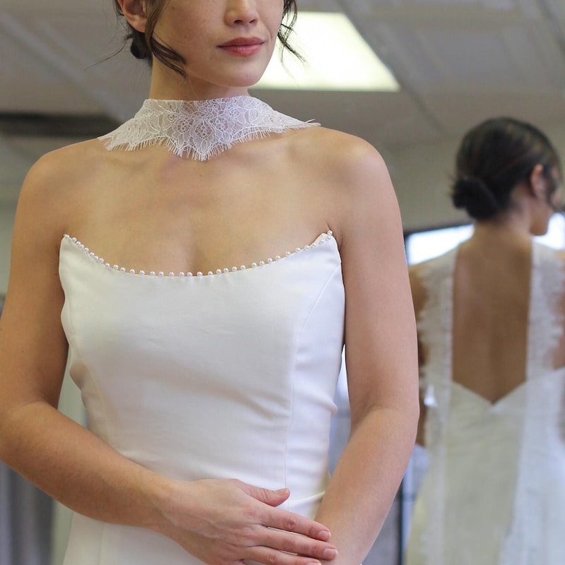 Narrow Chantilly Lace - Etsy UK