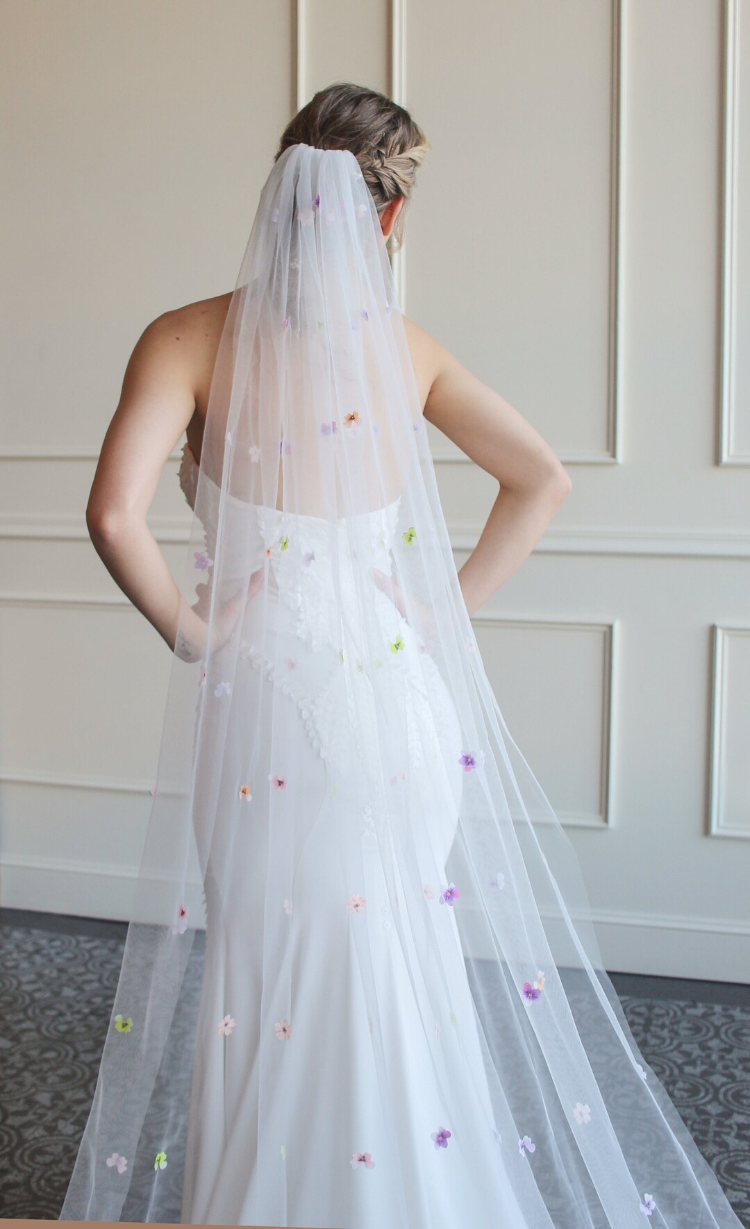Scattered Colorful Floral Veil, Bridal Tulle, Multicolored Flowers - Etsy