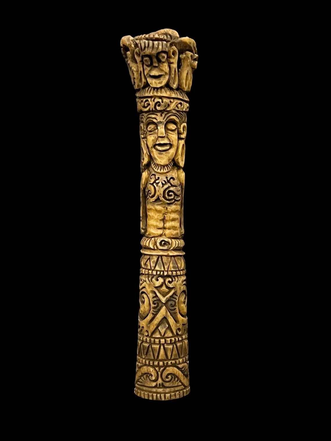 A Beautiful Fine Kayan/kenyah Dayak Bone Carving/house Protector Charm ...