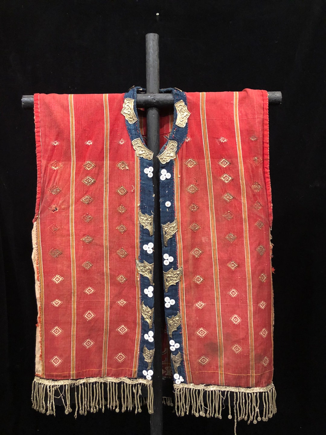 Early 20th Century Iban Sungkit 28 Dancing Figures Jacket/vest With ...