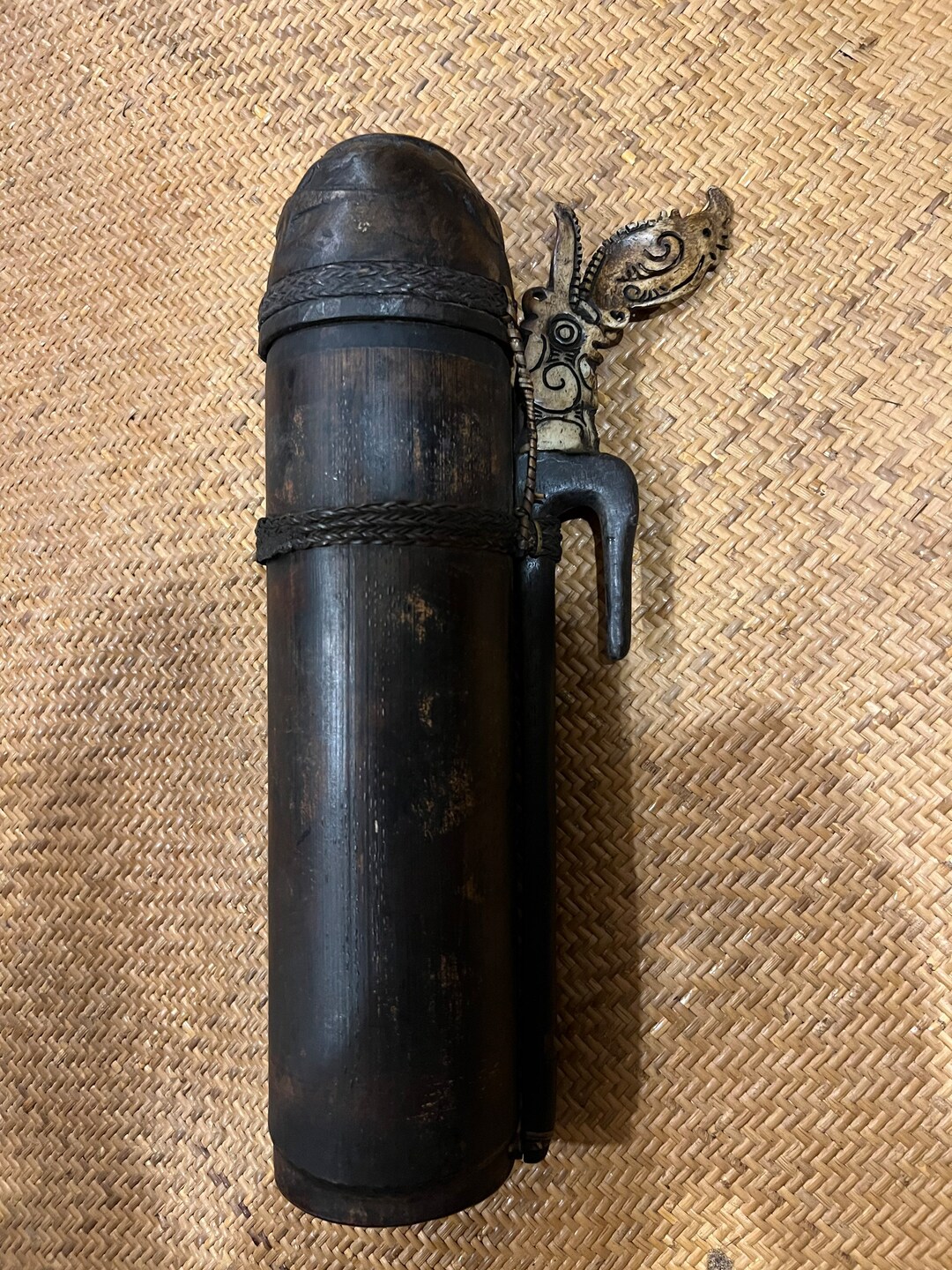 Dog/chicken/lizard Decorated on the Darts/arrow/headhunter Quiver ...