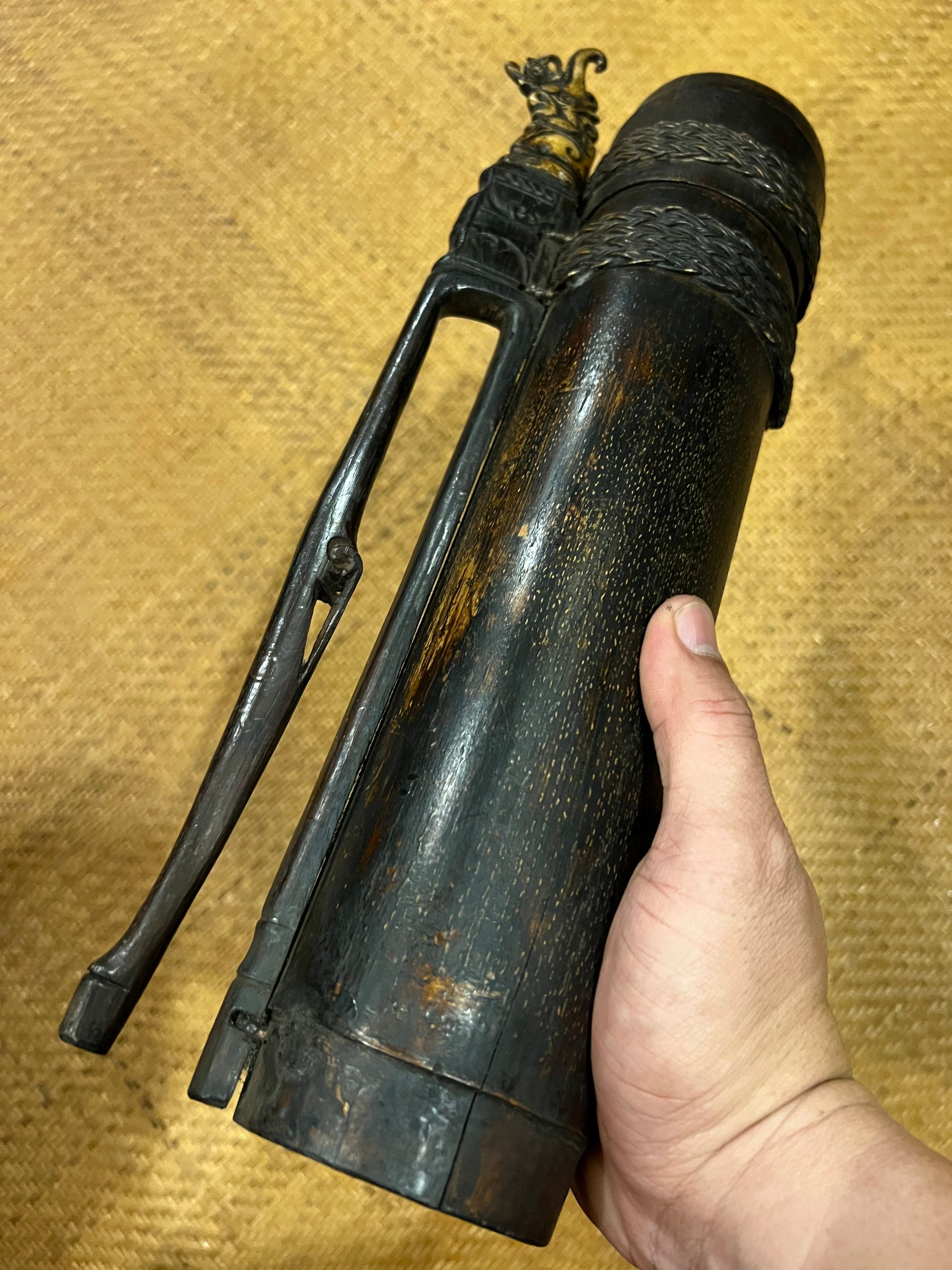 Borneo Head Hunter Bone Carved Dragon Darts/arrow Quiver Container ...