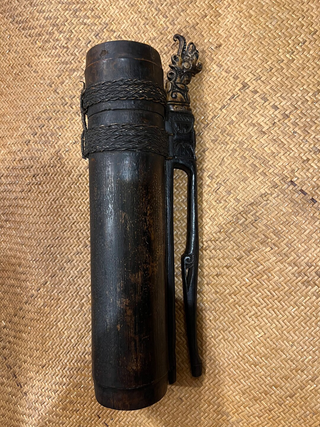 Borneo Head Hunter Bone Carved Dragon Darts/arrow Quiver Container ...