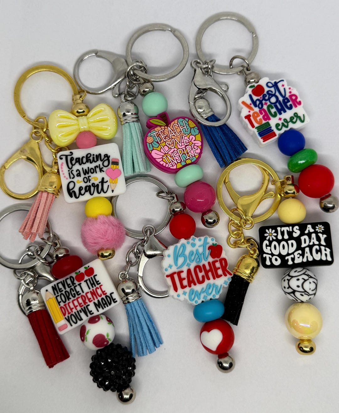 TEACHER APPRECIATION KEYCHAINS // Teacher Appreciation Gifts // Teacher ...