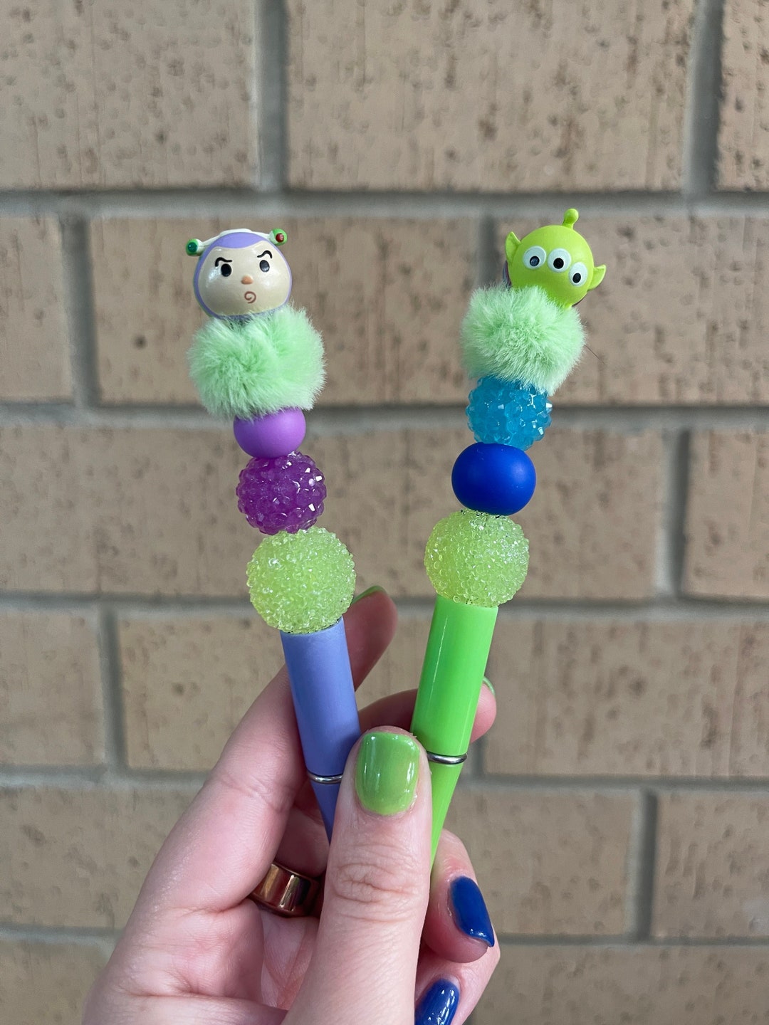Cute CHARACTER PENS // Disney Inspired Character Pens // Tsum Tsum Pens ...