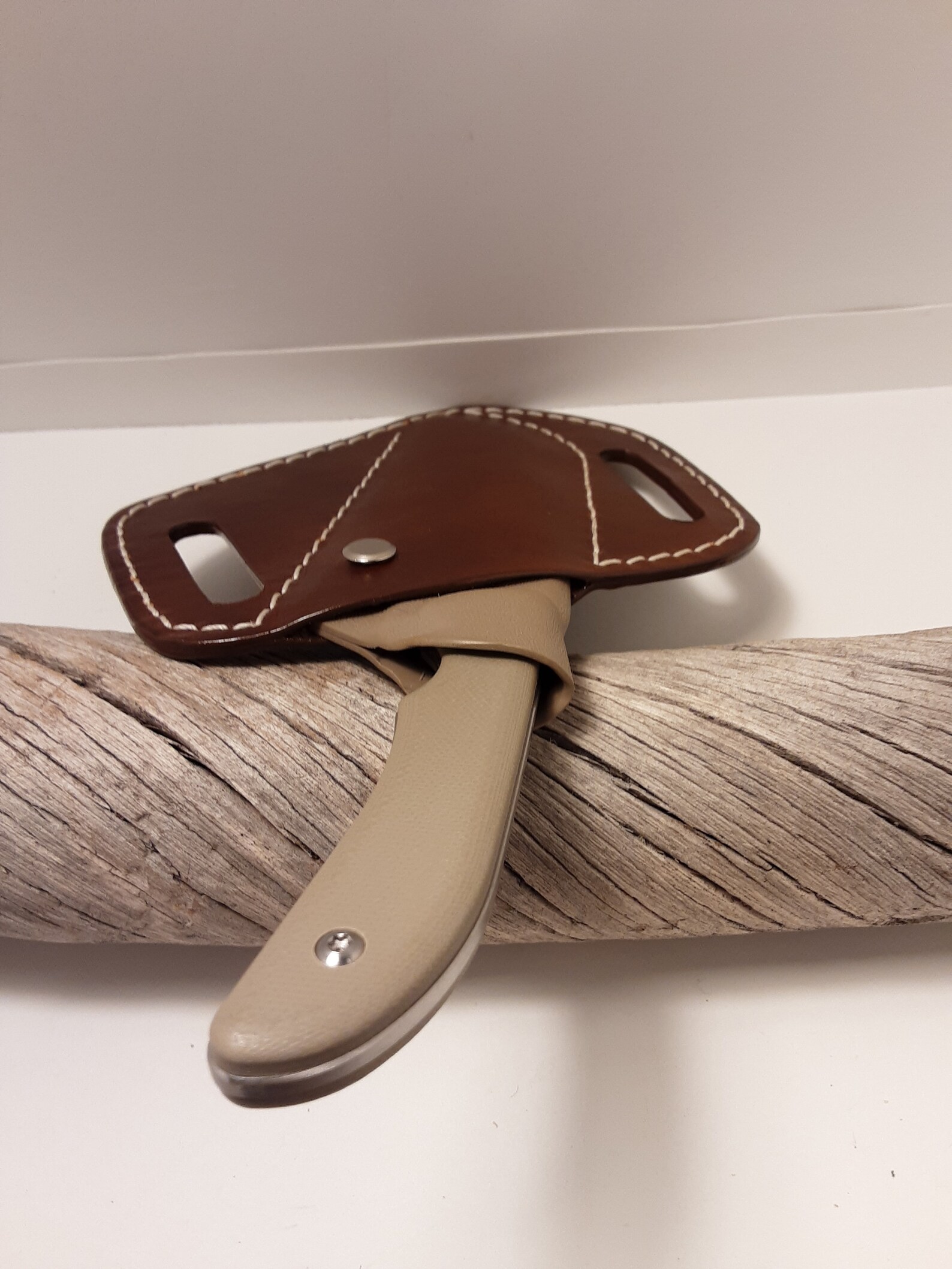 Artisan Cutlery sea snake pancake style sheath | Etsy