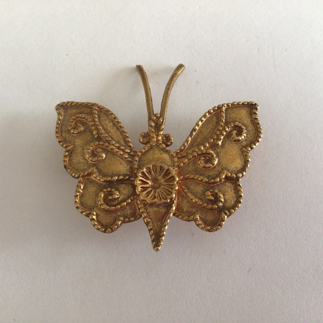 Signed MMA BMCO Metropolitan Museum of Arts Gold Tone BUTTERFLY Pin ...