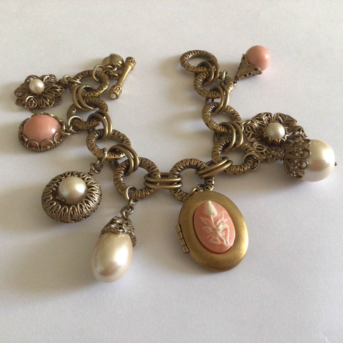 CAROLEE Vintage Bronze Link Bracelet: Faux Pearl Cameo Locket - Etsy