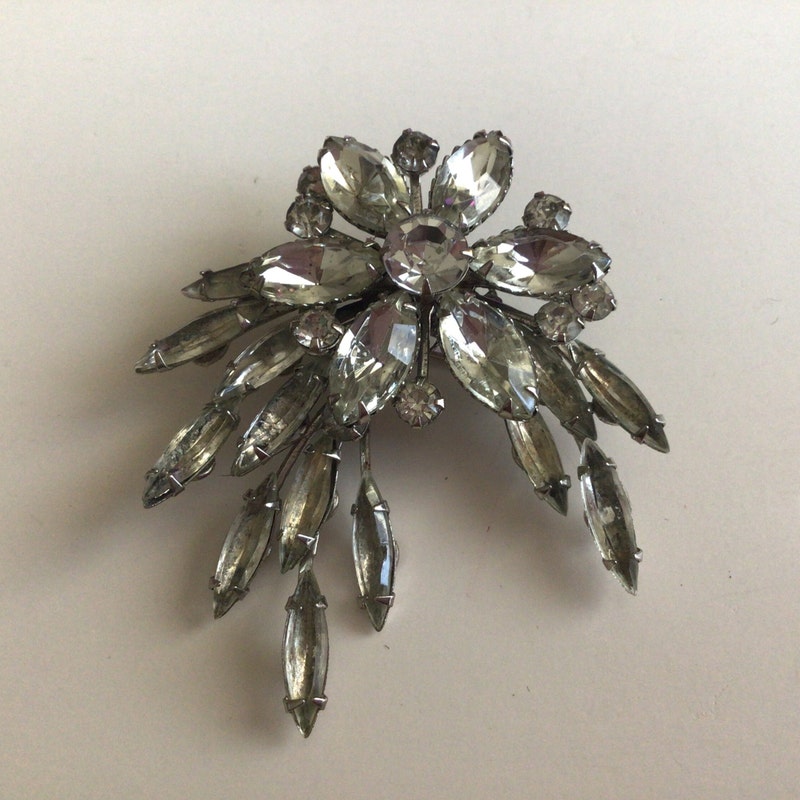 Vintage Brooch - Etsy