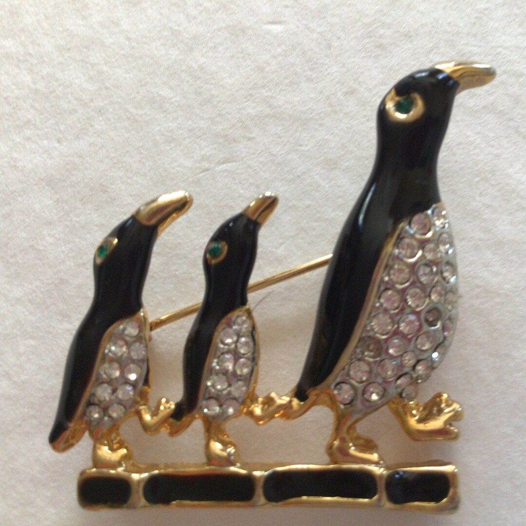 Penguins Family Vintage Brooch.gold Plated.black Enamel,swarovski ...