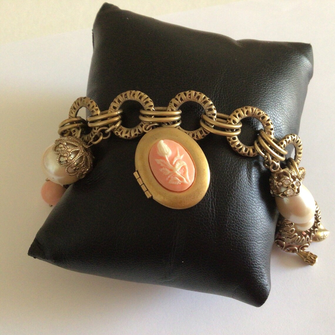 CAROLEE Vintage Bronze Link Bracelet: Faux Pearl Cameo Locket - Etsy