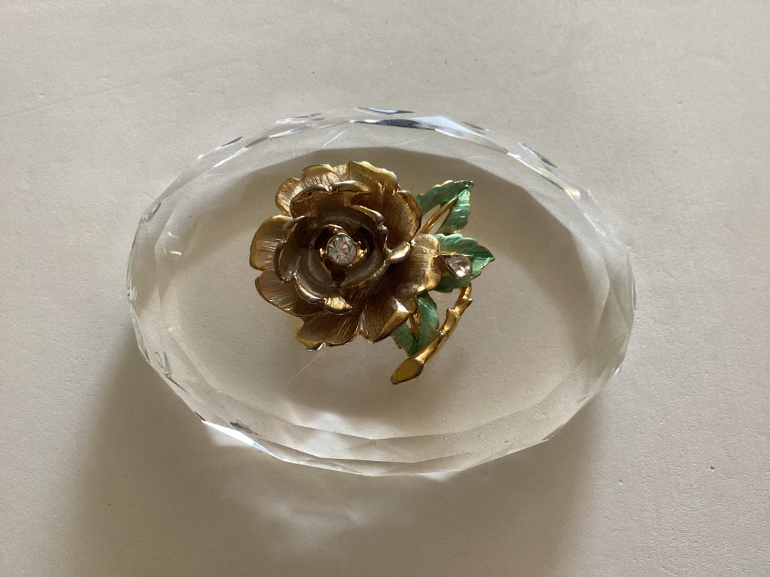 Vintage RJ Graziano Gold Tone Englands Rose Brooch 1997.rhinestone ...