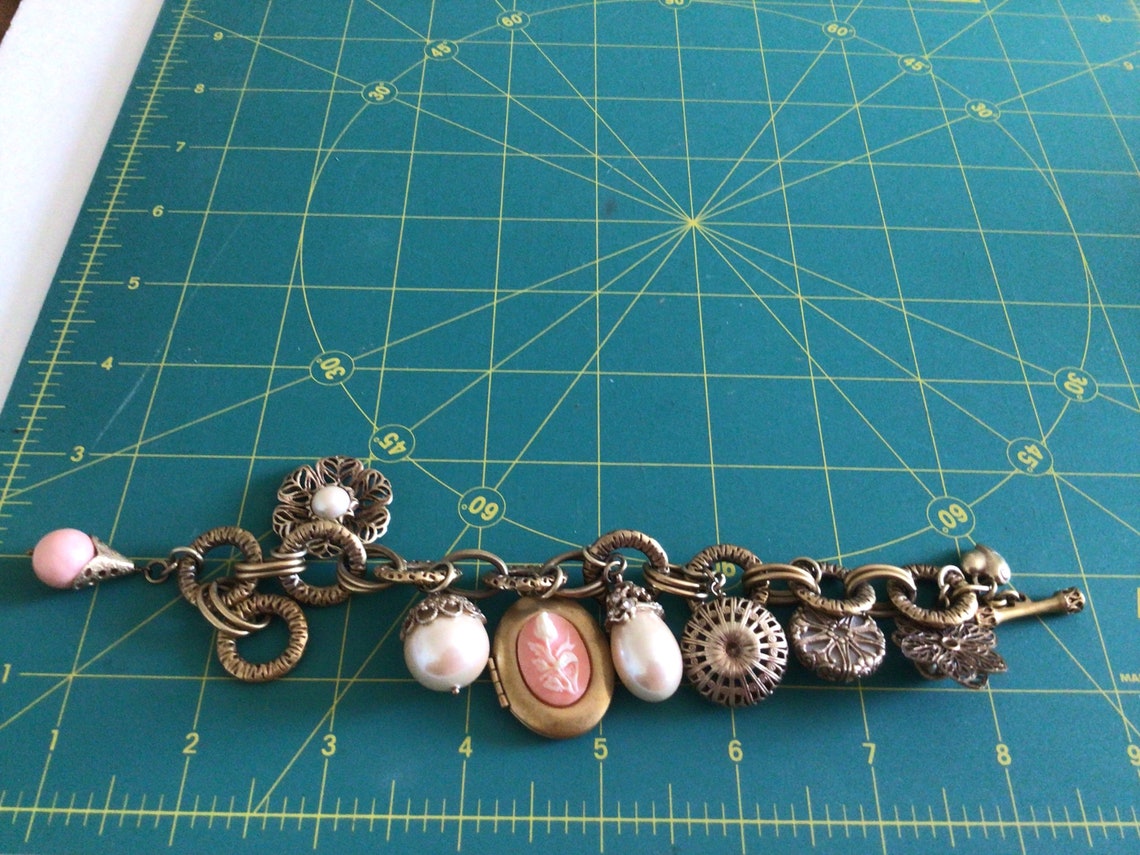 CAROLEE Vintage Bronze Link Bracelet: Faux Pearl Cameo Locket - Etsy